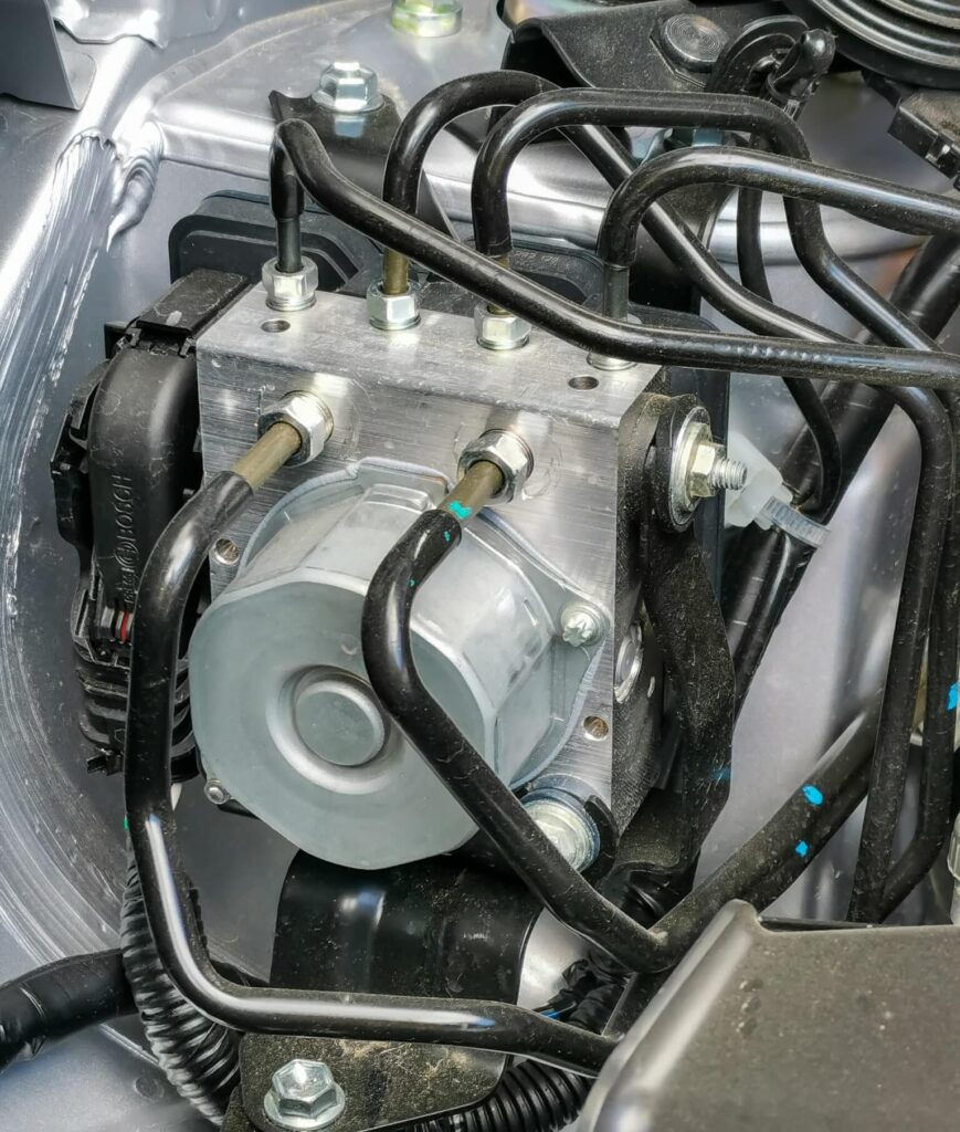 La réparation de bloc ABS ESP MK100 : symptômes, pannes et diagnostic - COTROLIA, Réparation ...